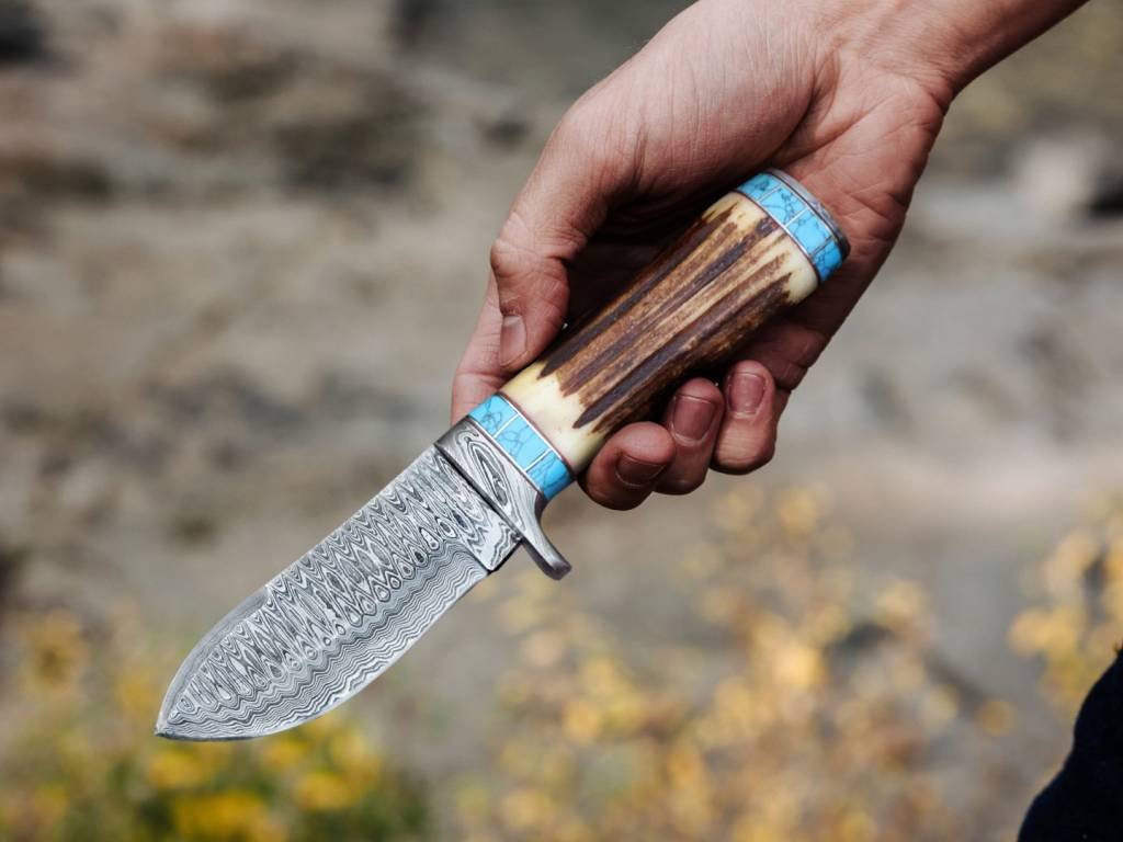 Persian Yuma Deer Antler Damascus knife Turquoise Handle