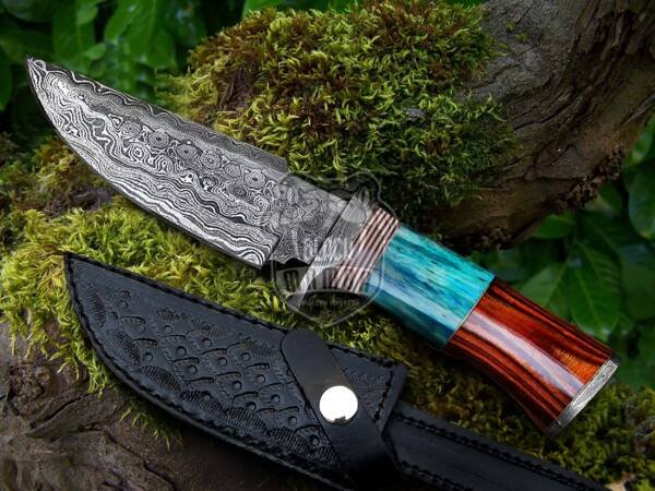 Bmk-225 Turquoise Spacers Damascus Steel Hunting knife